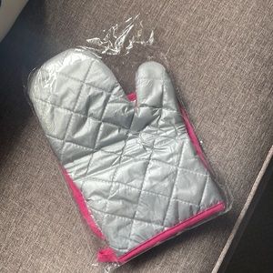 Kitchen | Donut Oven Mitt Set | Poshmark